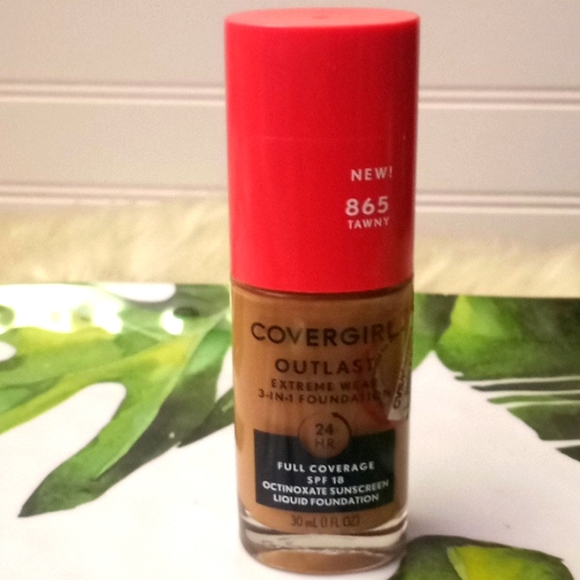COVERGIRL | Makeup | Covergirl Outlast Extreme Wear Foundation Tawny ...